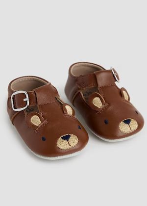 Size one baby shoes store